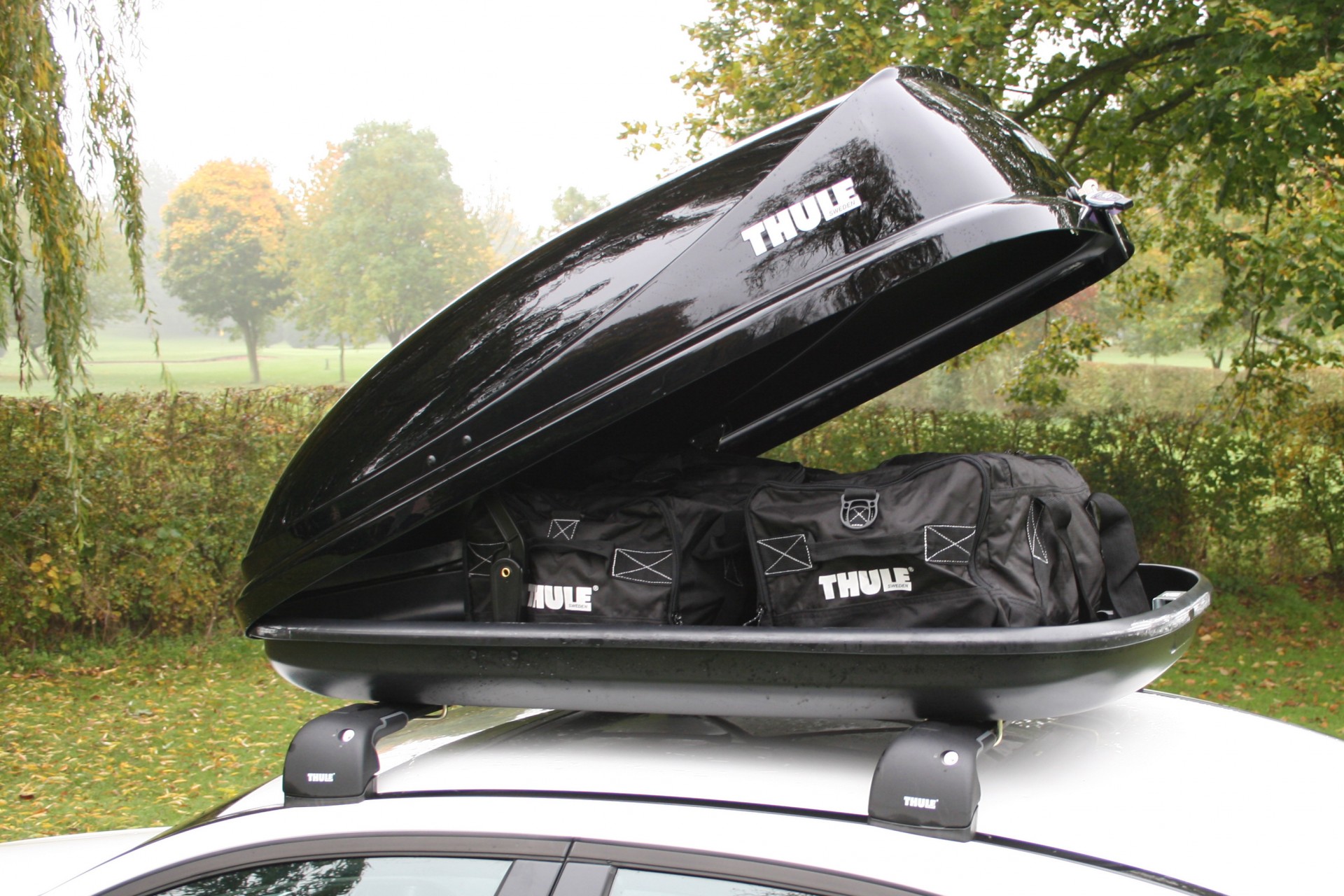 Thule Ocean 80 Gloss Black | Roof Box