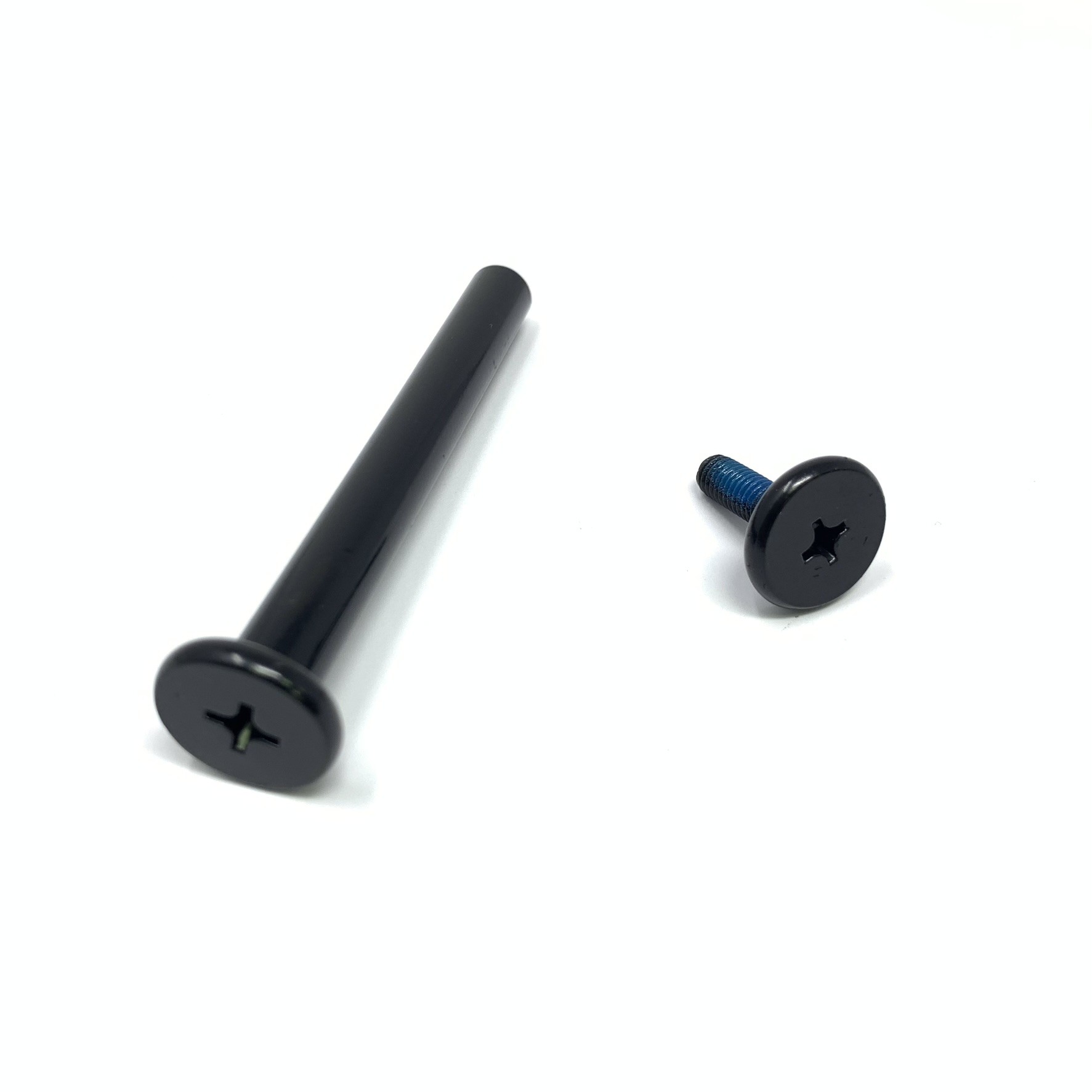 Front wheel axle assembly