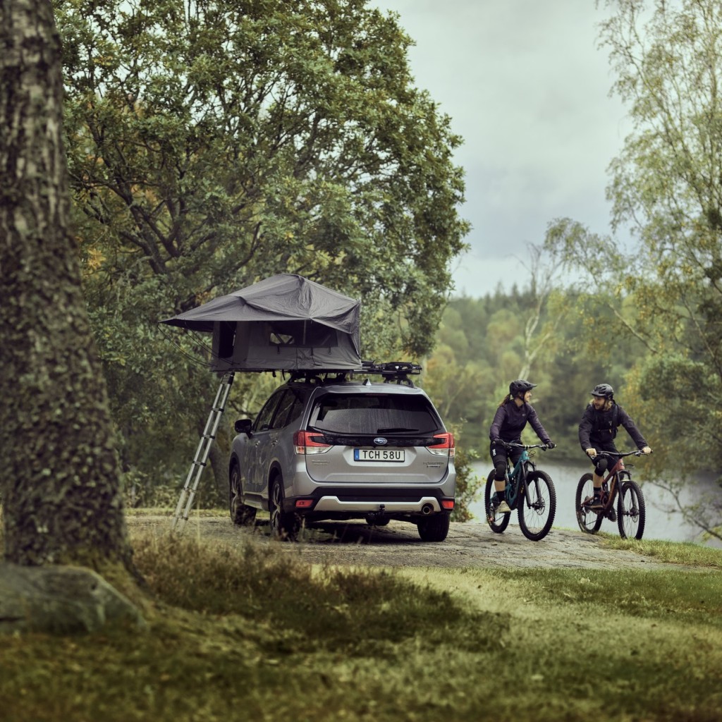Thule Foothill rooftop tent