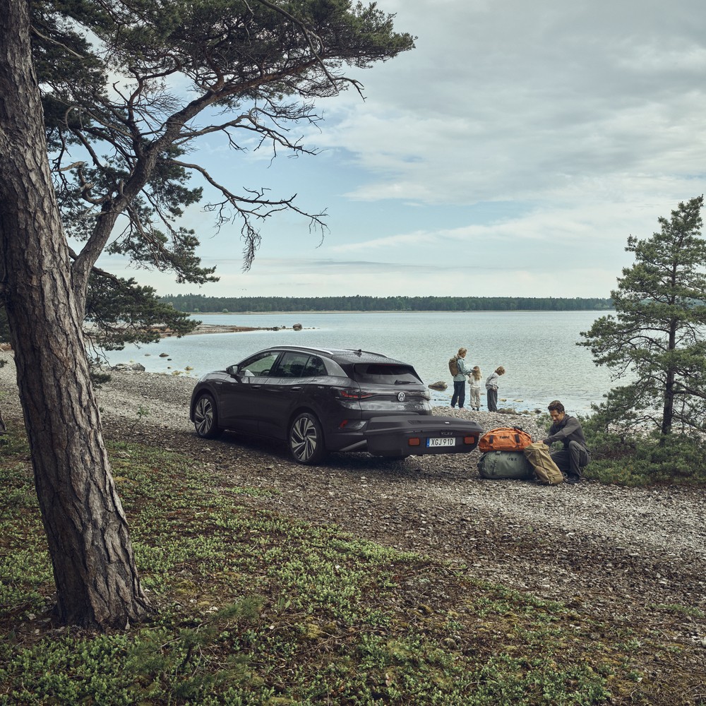 Thule Arcos M cargo box