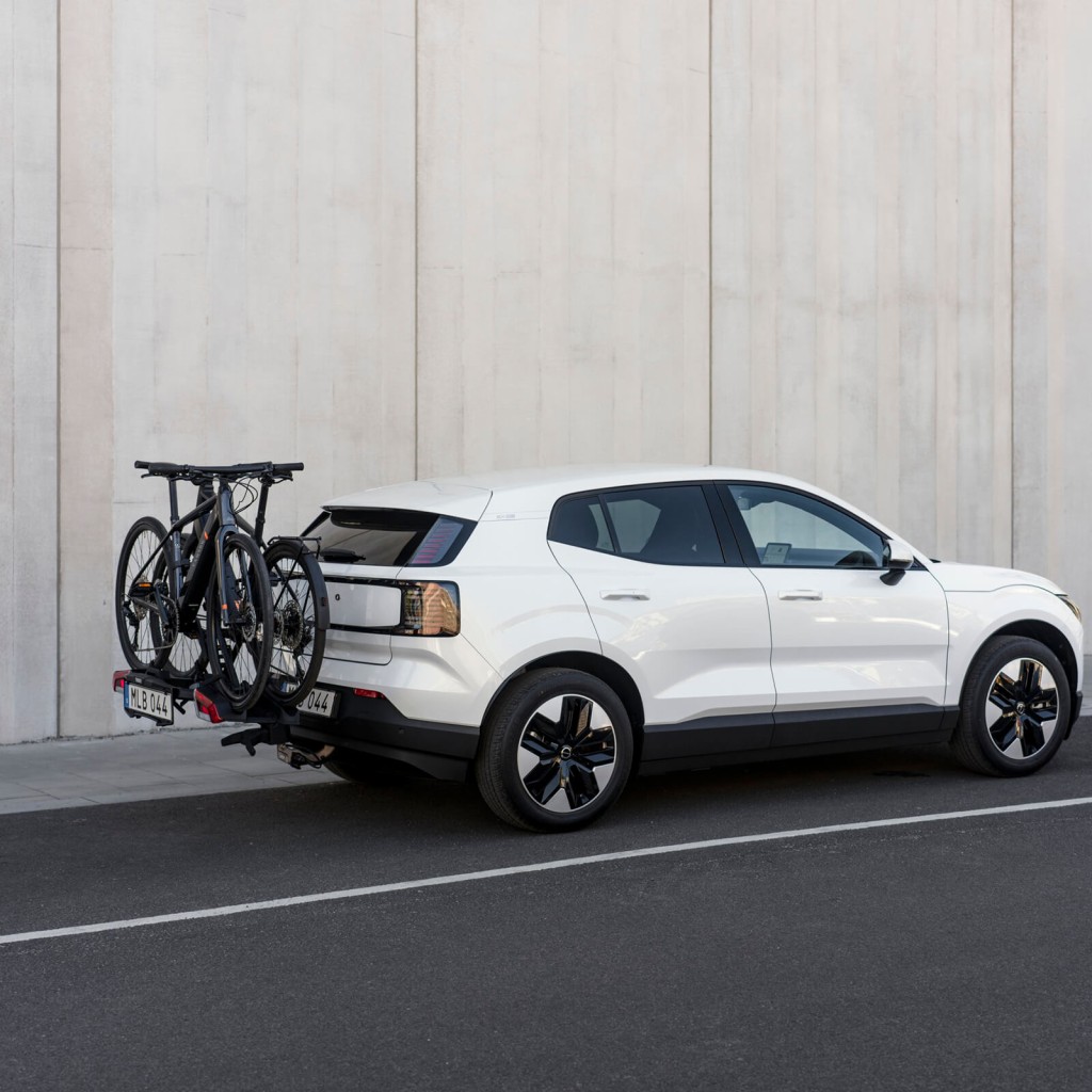 Thule OutPace 2-bike tow bar mounting rack